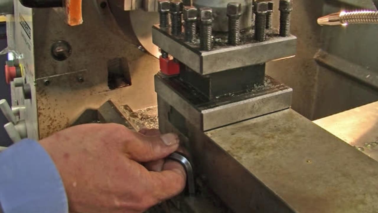 Setting Up and Executing a Taper Cut - Taper... - ClickView