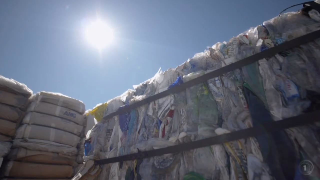 Fair Go: 04/12/2016 - Final: Following last w... - ClickView