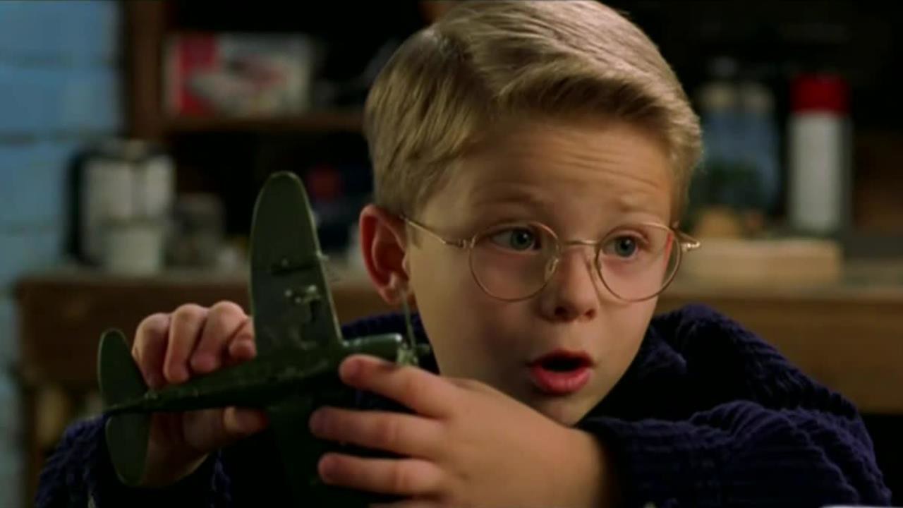 Stuart Little - The Little family adopt a cha... - ClickView