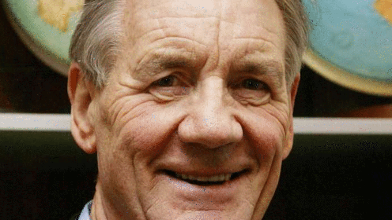 Pole to Pole - Airs 8:00 PM 22 Aug 2020 on BBC FOUR - ClickView