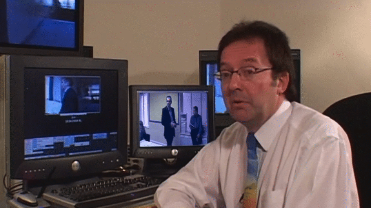 Expert Advice 2 - Dr Kevan Bleach has co-auth... - ClickView