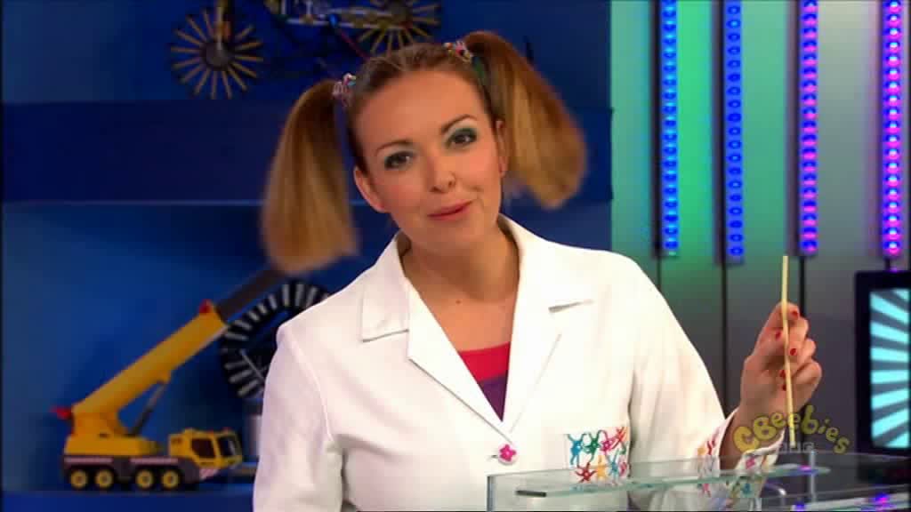 Nina and the Neurons - Diving - Scientist Nin... - ClickView