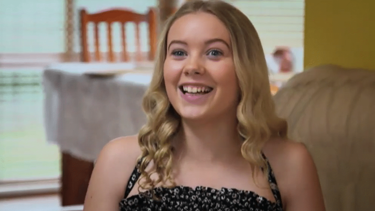 Imogen - Imogen turns her focus to saving mon... - ClickView