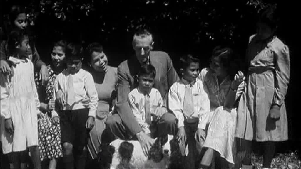 Post-War Immigration Program - In episode two... - ClickView