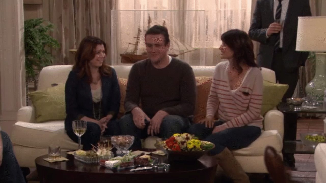 Blitzgiving - While Ted prepares a Thanksgivi... - ClickView