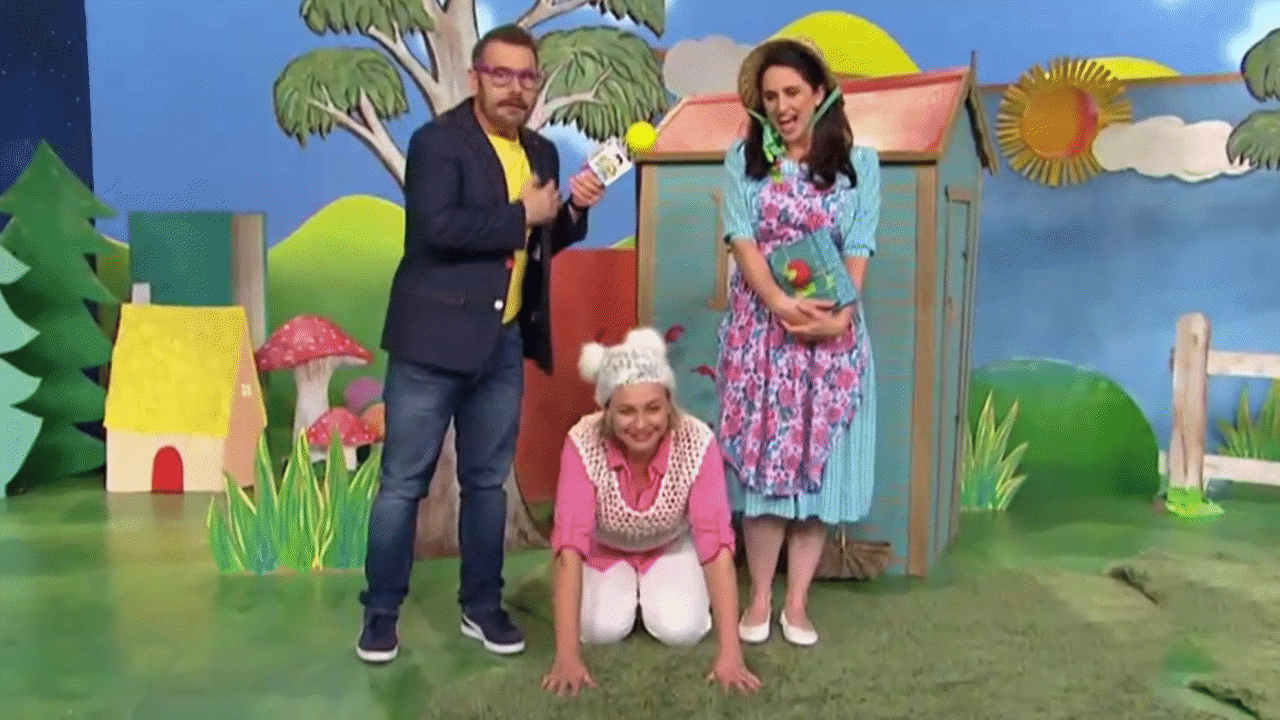 Play School Nursery Rhyme News Time | ClickView