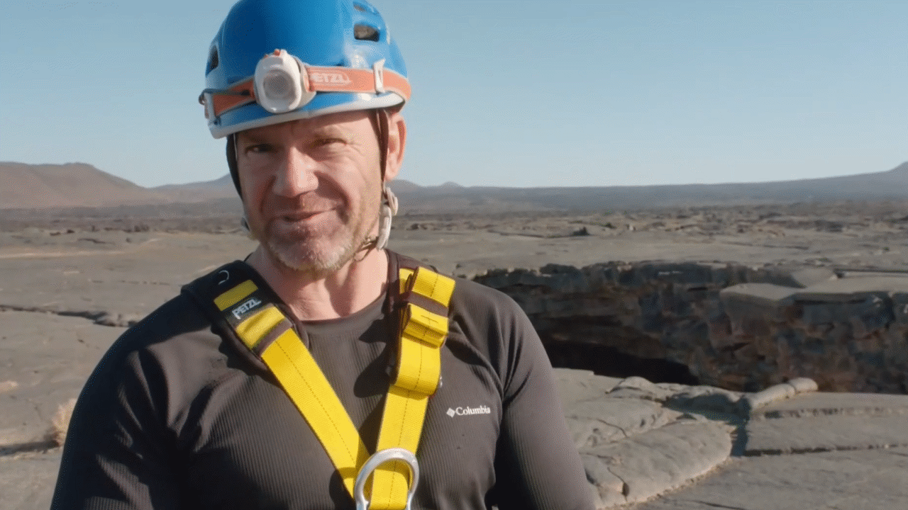 Episode 02 - Steve joins forces with ropes ex... - ClickView