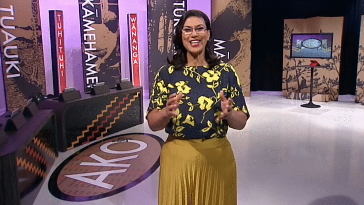 Episode 05 - Pania Papa presents Maori langua... - ClickView