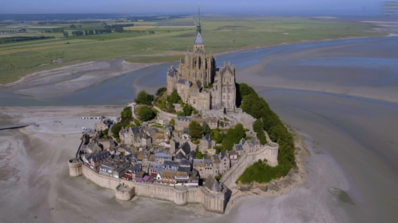 Ancient Superstructures - Airs 8:30 PM 8 Jul 2022 on SBS ONE - ClickView