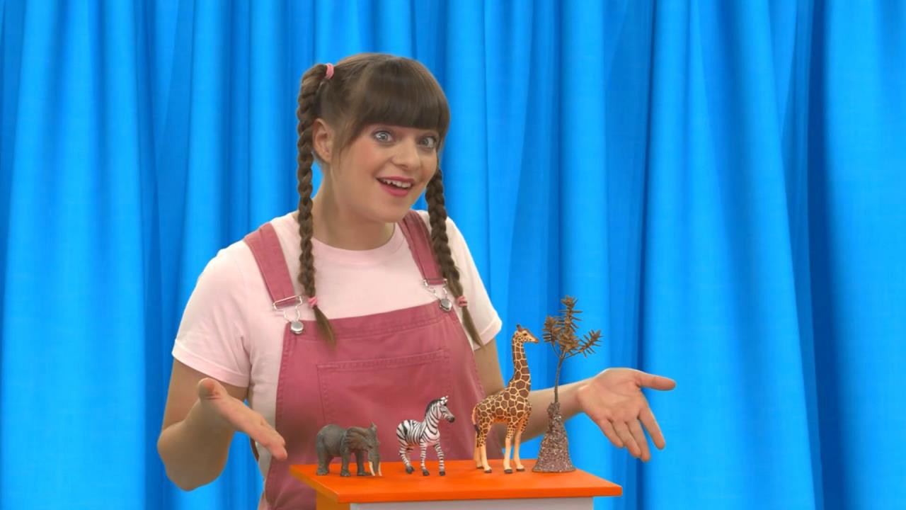 Episode 24 - Rozzie shows you her favourite z... - ClickView