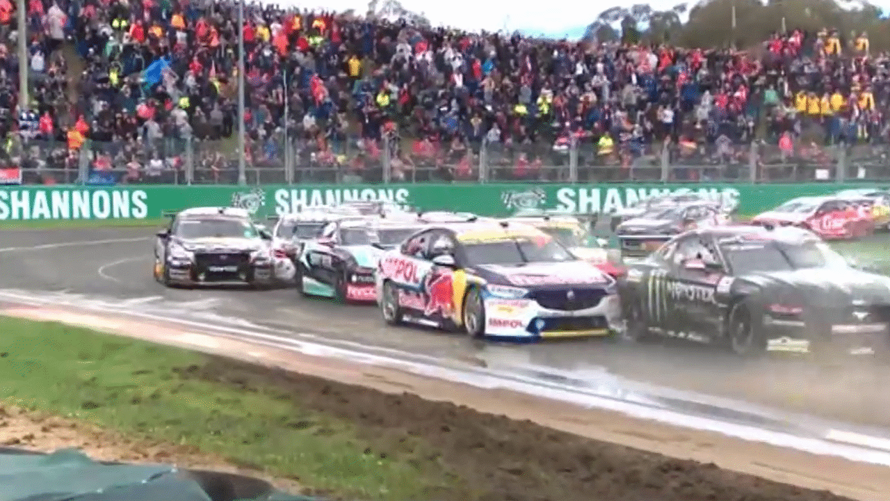 Bathurst 1000 - Let's start with Bathurst 100... - ClickView