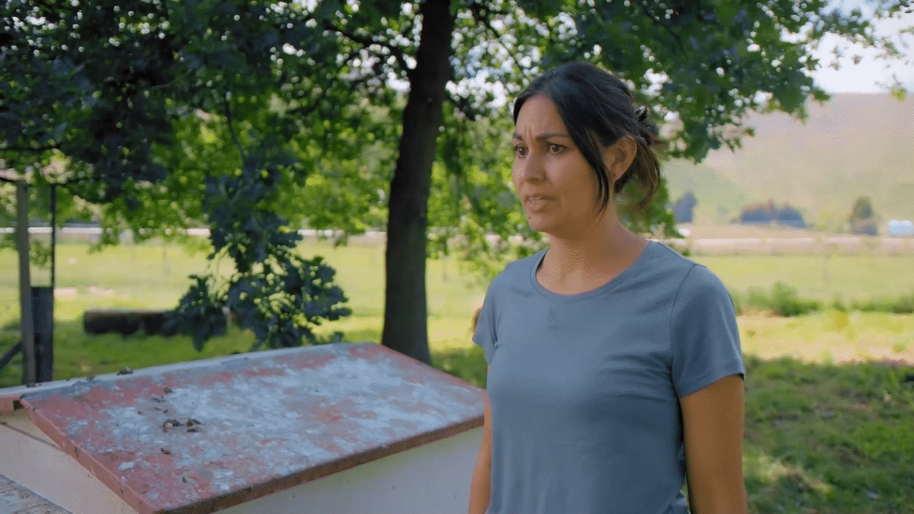 Episode 01 - Nadia Lim and husband Carlos hav... - ClickView