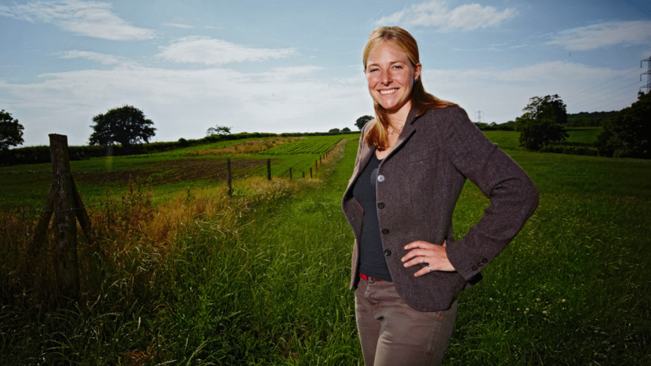 Digging for Britain - Airs 8:00 PM 29 Jan 2023 on BBC TWO HD - ClickView