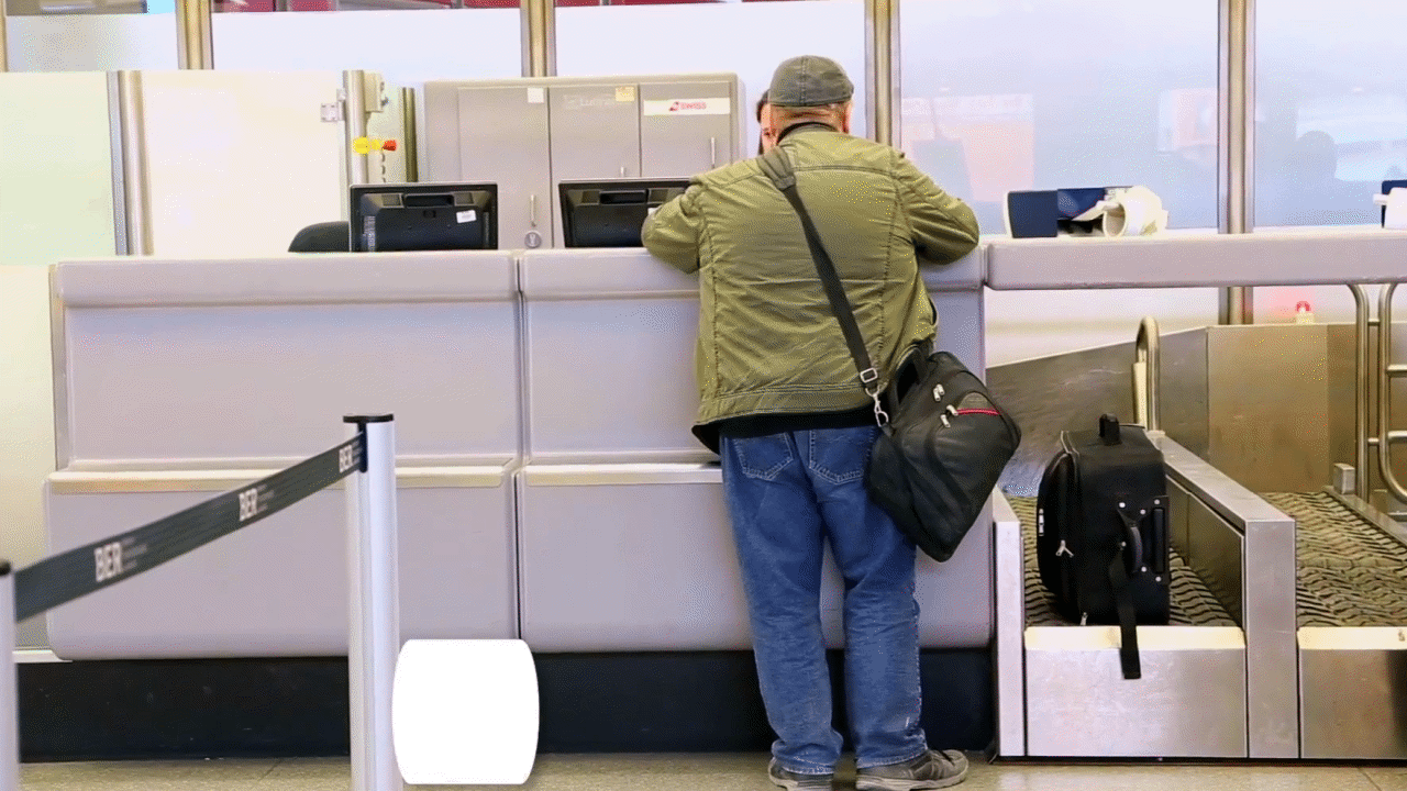 Catching a Flight at the Airport | ClickView